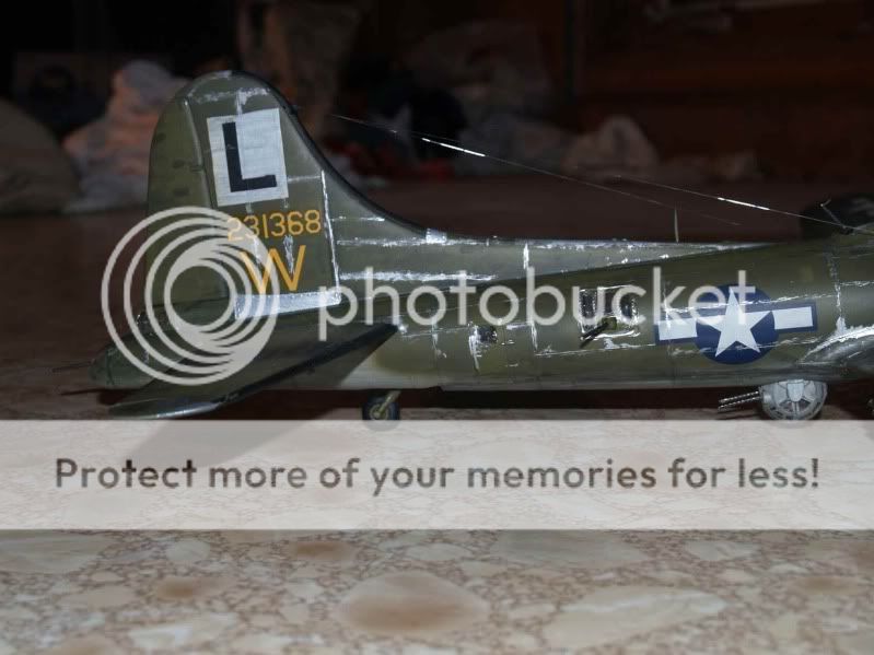 B-17G Ain't Miss Behavin'3 (Monogram) - Aircraft - Discourse